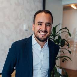 Michael Ohana - Founder & CEO @ AlumnEye - Crunchbase Person Profile