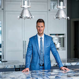 Mark Faris - CEO and Broker @ Faris Team - Crunchbase Person Profile