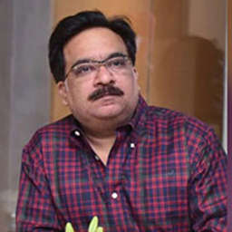 Sanjay Dutta - Owner & Founder @ Looks Salon - Crunchbase Person Profile