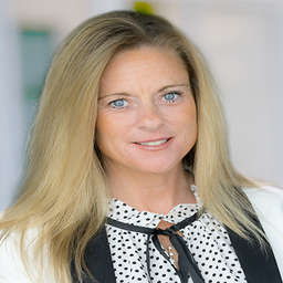 Wendy Dwyer - Crunchbase Person Profile