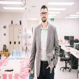 Andrew Hendrickson - CEO @ SurgiReal - Crunchbase Person Profile