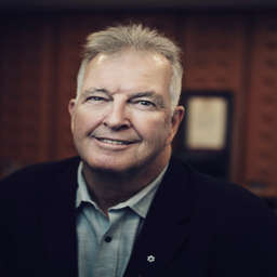 Robert Crosbie - Crunchbase Person Profile