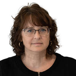 Lisa Pelletier - Crunchbase Person Profile