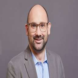 Michael Reinartz - Director Innovation & Consumer Services @ Vodafone ...