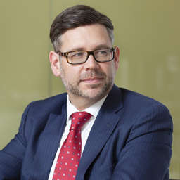 Simon Adcock - Partner and Head of Portfolio Management @ Bowmark ...