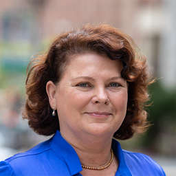 Genni Combes - CFO @ CrowdStreet - Crunchbase Person Profile