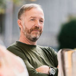 Volker Hichert - Co-Founder & Managing Partner @ DPE Deutsche Private ...