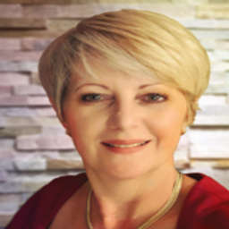 Julia Wellings - Crunchbase Person Profile