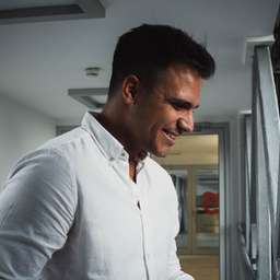 Luka Radovanovic - Co-Founder, COO @ B2Bee - Crunchbase Person Profile