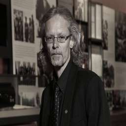 Verne Harris - Director Research and Archive @ Nelson Mandela ...