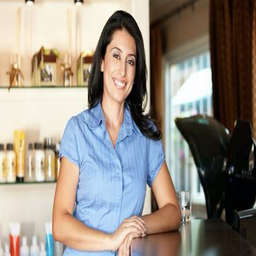 Isabella Lorenzi - Reservations Agent @ LuxVacation.com - Crunchbase ...