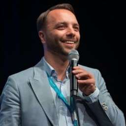 Daniel Wolter - CEO & Co-Founder @ we.CONECT - Crunchbase Person Profile