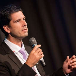 Perry Jackson - Director KPN | Technology Labs @ KPN - Crunchbase ...