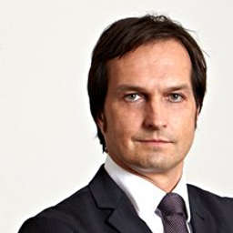 Ingo Bruening - Managing Vice President, Executive Programs DACH ...