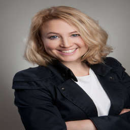 Julia Houben - Crunchbase Person Profile