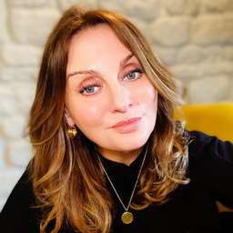 Andrea Gray - Crunchbase Person Profile