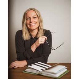 Tara Chisum - Founder, CEO & Qualifying Broker @ Chisum Realty Group ...