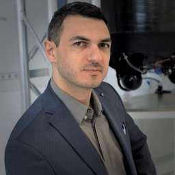 Jonathan Yaney - Founder & CEO @ SpinLaunch - Crunchbase Person Profile