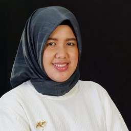 Daniar Puji Astuti - Co-Founder, Head of Finance @ Gayatri Microfinance ...