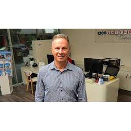 Daryl Holmes - Managing Director and Founder @ 1300 Smiles - Crunchbase ...