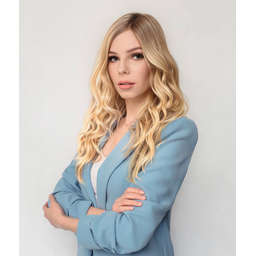 Julia Lach - Crunchbase Person Profile