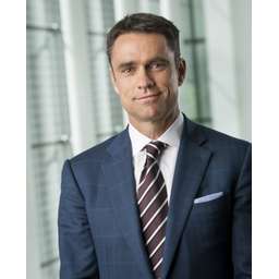 Stephen Crawford - Chief Financial Officer @ Capital One - Crunchbase ...