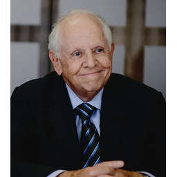 Tom Singer - Founding Partner @ Goldblatt + Singer - Crunchbase Person ...