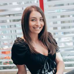 Hayley Moss - Operations Manager @ Few&Far - Crunchbase Person Profile