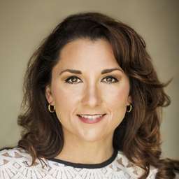 Lindsey Stakoe Neumann - Founder and Owner @ Sunset Theatre Co ...