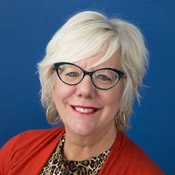 Beth Ewen - Founding Editor and Columnist @ Upsize Minnesota ...