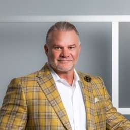 Daniel DeNeui - Crunchbase Person Profile