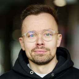 Kamil Kluza - Co-Founder & COO @ Climate X - Crunchbase Person Profile