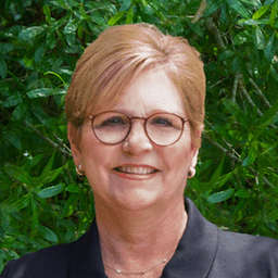 Holly Logue - Founder, President/CEO @ Logue Advisory Group ...