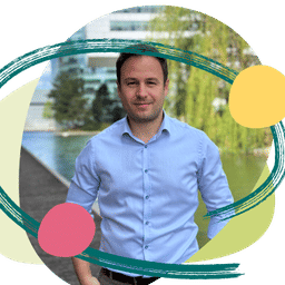 Vit Lichtenstein - Co-Founder & Head of Product @ mypaperwork.ai ...