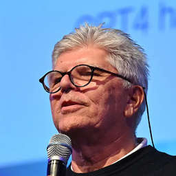 Axel Schultze - CEO @ BlueCallom - Agentic-AI Business Solutions ...