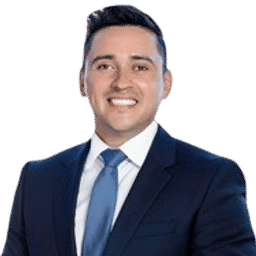 Robert Reyes - Principal, Broker, and Home and Loan Specialist @ Crown ...