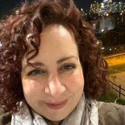 Jennifer Fanning - Founder & Owner @ Red Couch Studio - Crunchbase Person Profile