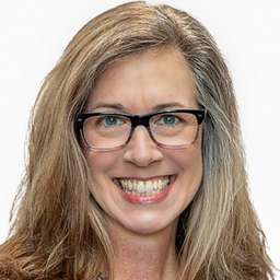 Stephanie Downs - Crunchbase Person Profile