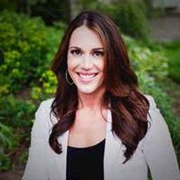 Maggie Gauger - Global Brand President and CEO @ Athleta - Crunchbase ...