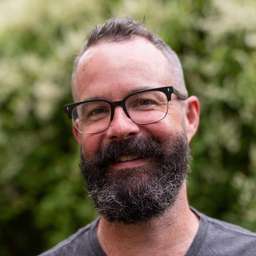 Ian Quigley - Co-Founder, CEO @ Leash Biosciences - Crunchbase Person ...