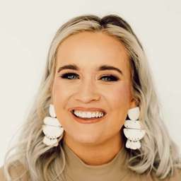 Chloe Elise - Founder & CEO @ Deeper Than Money - Crunchbase Person Profile