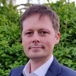 Russell Thompson - Founder and Managing Director @ Tradeviews ...