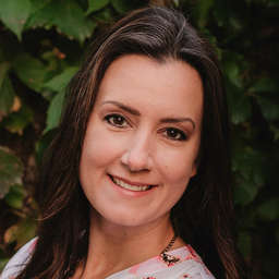 Karissa Johnson - Founder and CEO @ Moms on the Run - Crunchbase Person ...