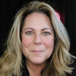 Launi Sheldon - Founder & Owner @ ProperComm - Crunchbase Person Profile