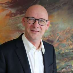 Christian Popp - Head of international commercial training and ...