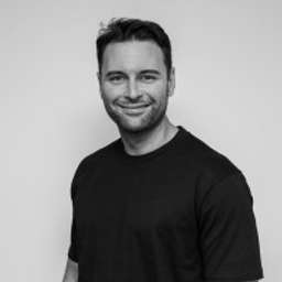 Thom Richards - Co-Founder & Product Design @ Managed App - Crunchbase ...