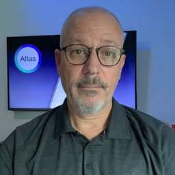 Mauricio Lorenzetti - Founder and CEO @ Atlas Career Guide - Crunchbase Person Profile