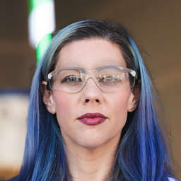 Liz Dennett - Crunchbase Person Profile