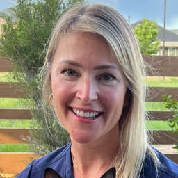 Laura Sullivan - Crunchbase Person Profile