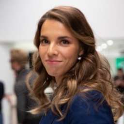 Genia Xasis - Founder and CEO @ AiHub - Crunchbase Person Profile